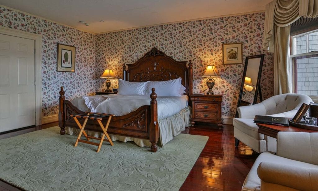 Bar Harbor Hotel | Accommodations | Balance Rock Inn