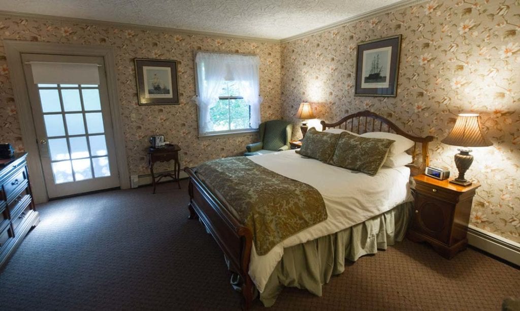 Bar Harbor Hotel | Accommodations | Balance Rock Inn